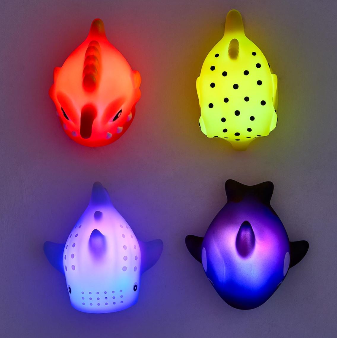 Glowing bath toys store